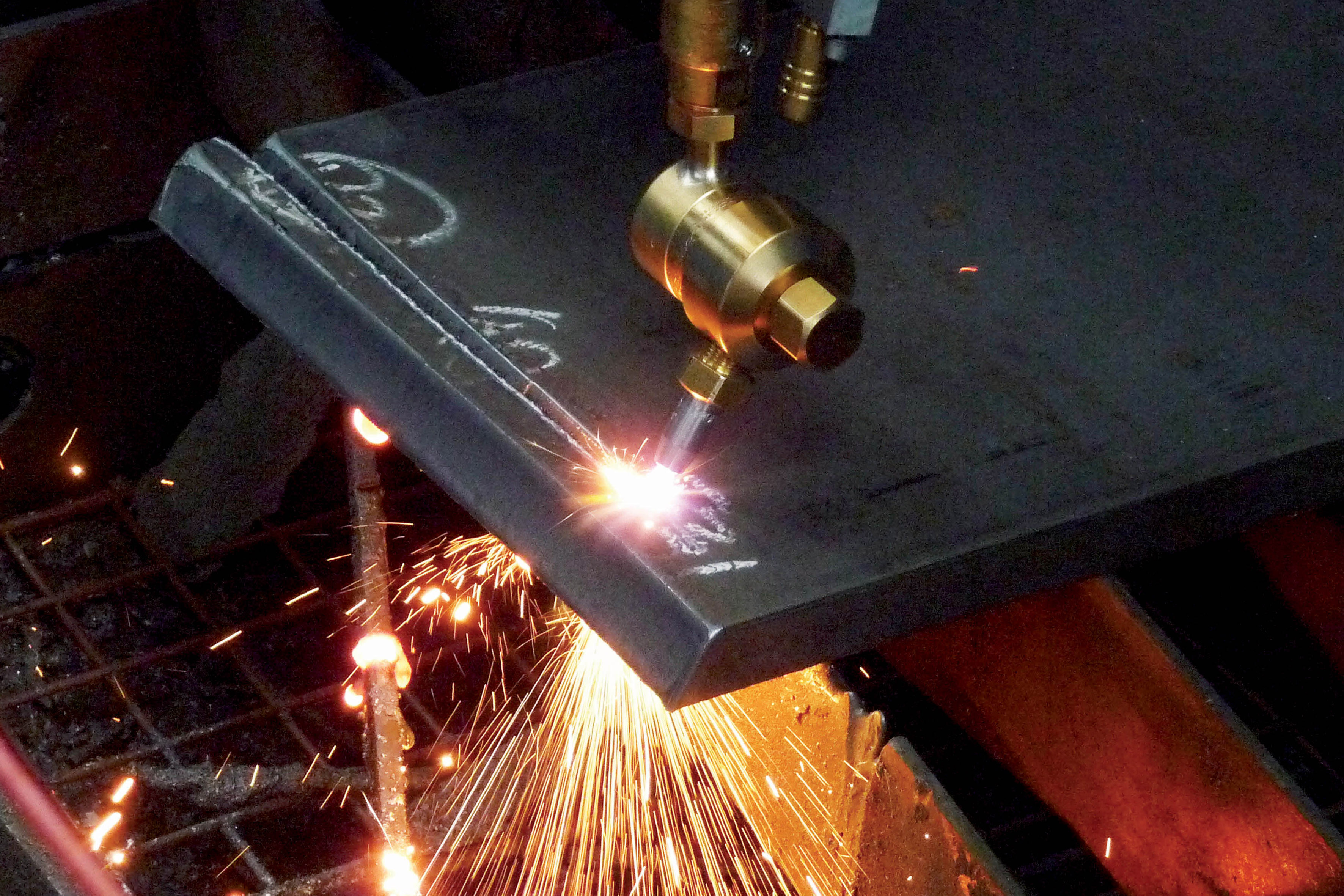 BEVEL CUTTING DEVICE from GCE Group, leading manufacturer of gas flow ...